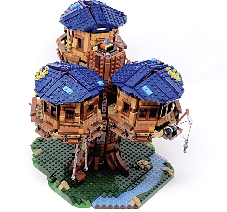 LEGO Tree House Set Review: Build Your Dreams