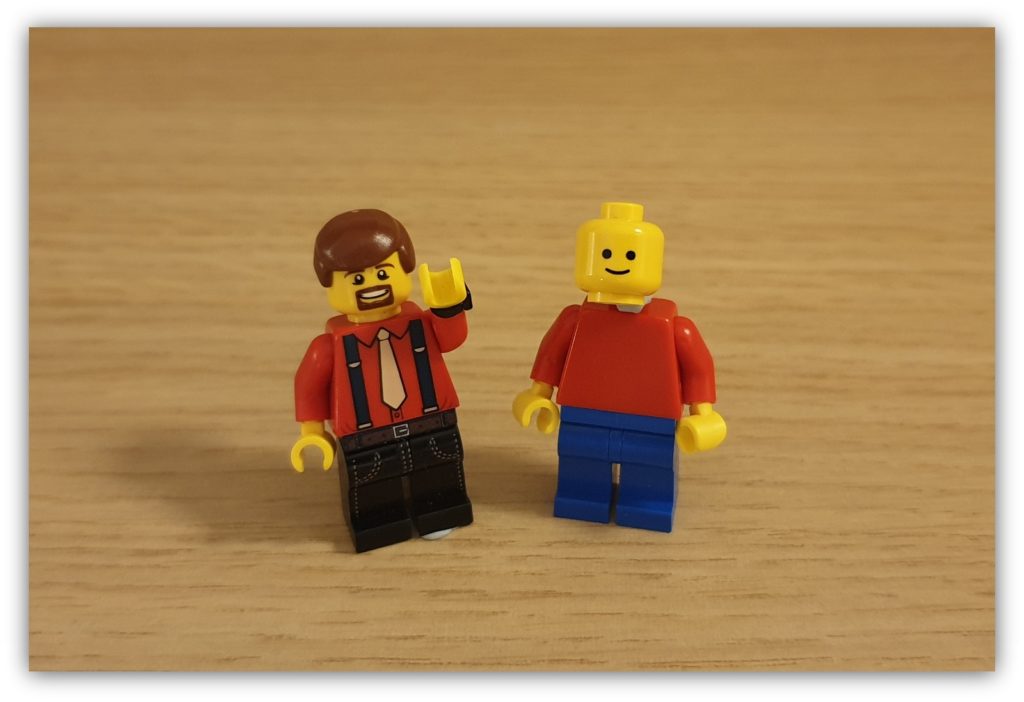 Increasing Movement in your LEGO Minifigures to Spice Up Your Photos
