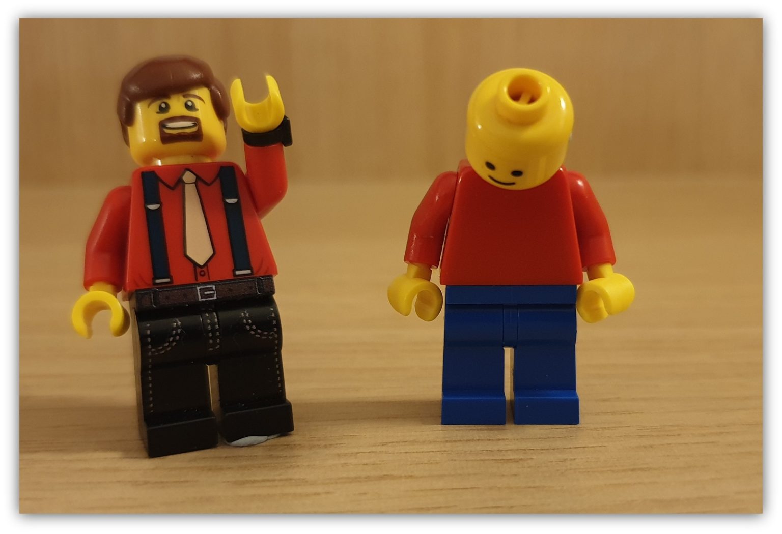 Increasing Movement in your LEGO Minifigures to Spice Up Your Photos
