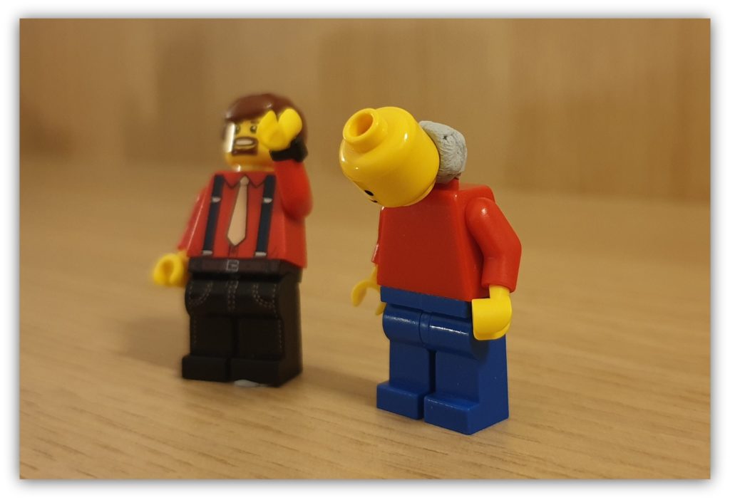 Increasing Movement in your LEGO Minifigures to Spice Up Your Photos