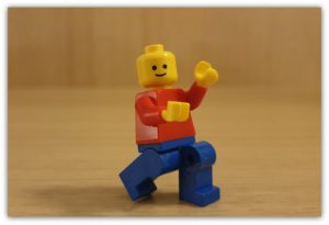 Increasing Movement in your LEGO Minifigures to Spice Up Your Photos