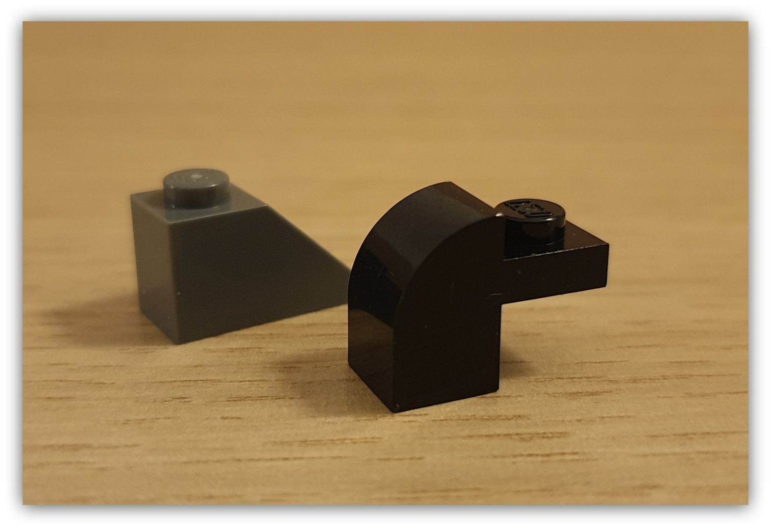 Increasing Movement in your LEGO Minifigures to Spice Up Your Photos