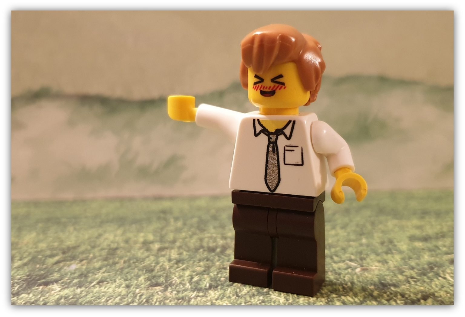 Increasing Movement in your LEGO Minifigures to Spice Up Your Photos