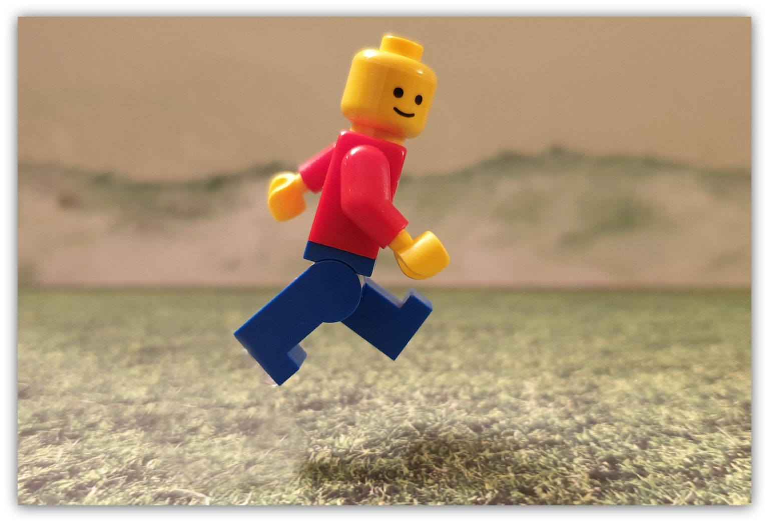 Increasing Movement in your LEGO Minifigures to Spice Up Your Photos