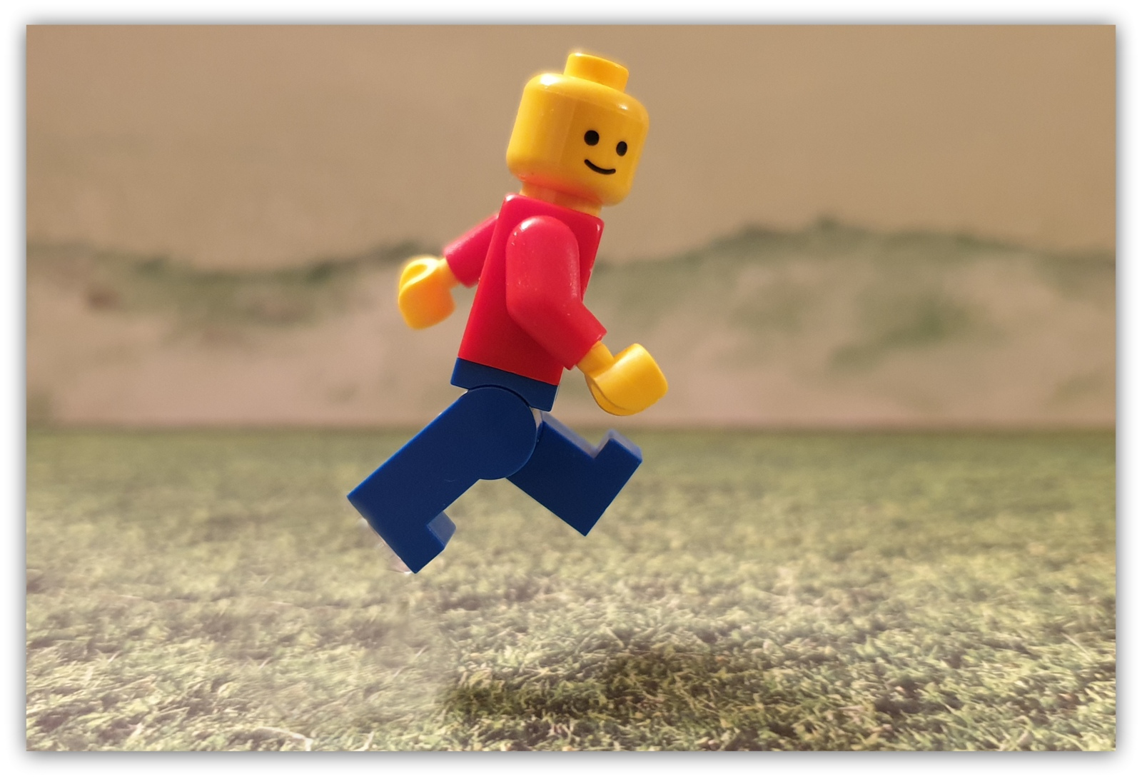 Increasing Movement in your LEGO Minifigures to Spice Up Your Photos